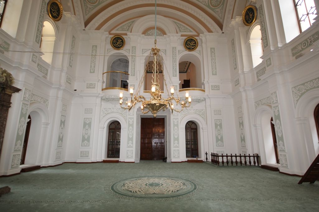 Tarihi Mecidiye Camii yerden ısıtma uygulaması